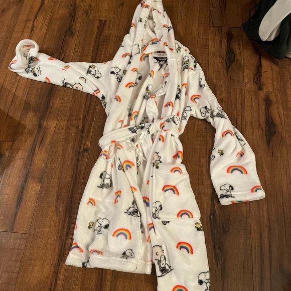 Peanuts | Intimates & Sleepwear | Peanuts Super Soft Snoopy Charlie ...